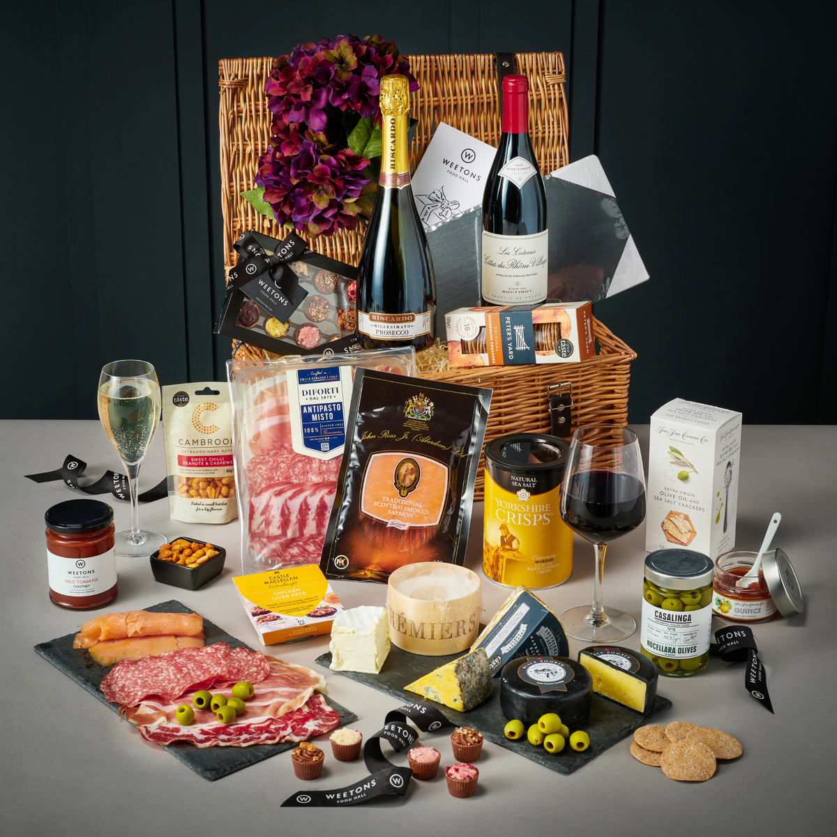 The Signature Club Luxury Hamper – Weetons Food Hall